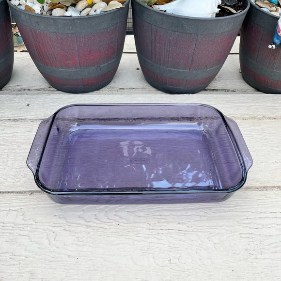 Pyrex | Kitchen | Vintage Amethystpurple Pyrex Casserole Dish | Poshmark